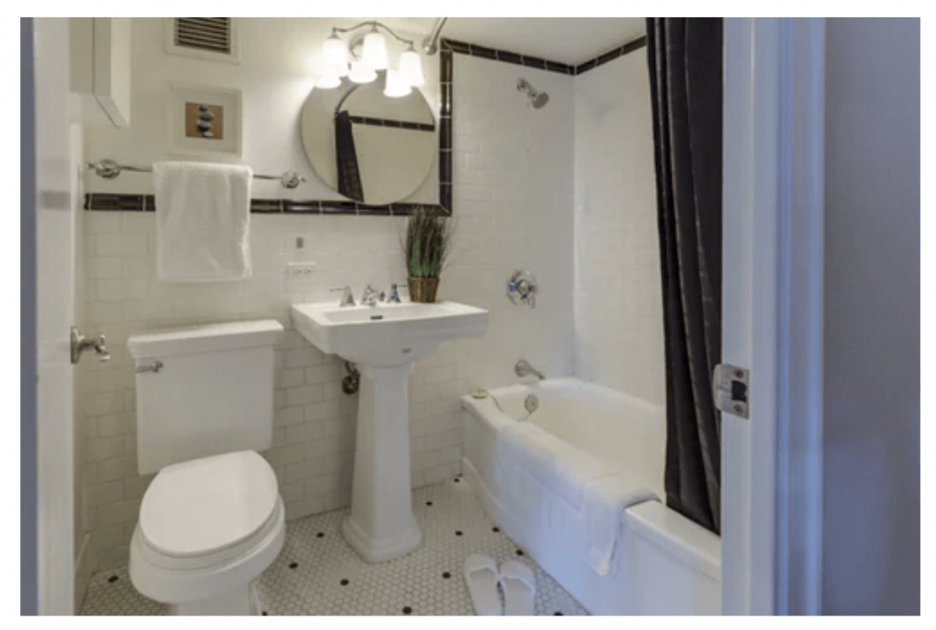 Bathroom Etiquette Rules Everyone Should Follow