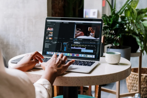 Best Photo Slideshow Makers to Try Online for Free